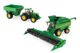 Tracteur JOHN DEERE 7240R avec transbordeur et Moissonneuse JOHN DEERE ...